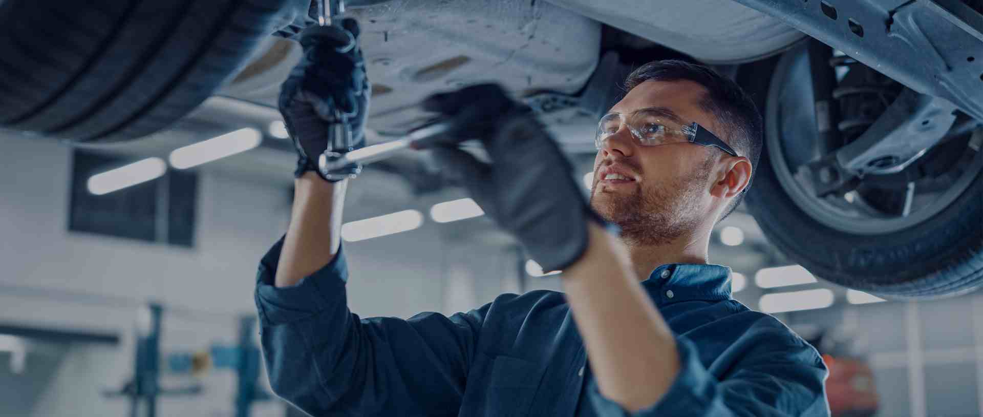 What are the benefits of getting my vehicle MOT-tested early in Sunderland?